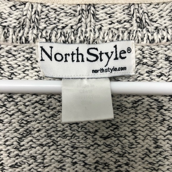 NorthStyle | Tops | North Style Zip Hoodie | Poshmark